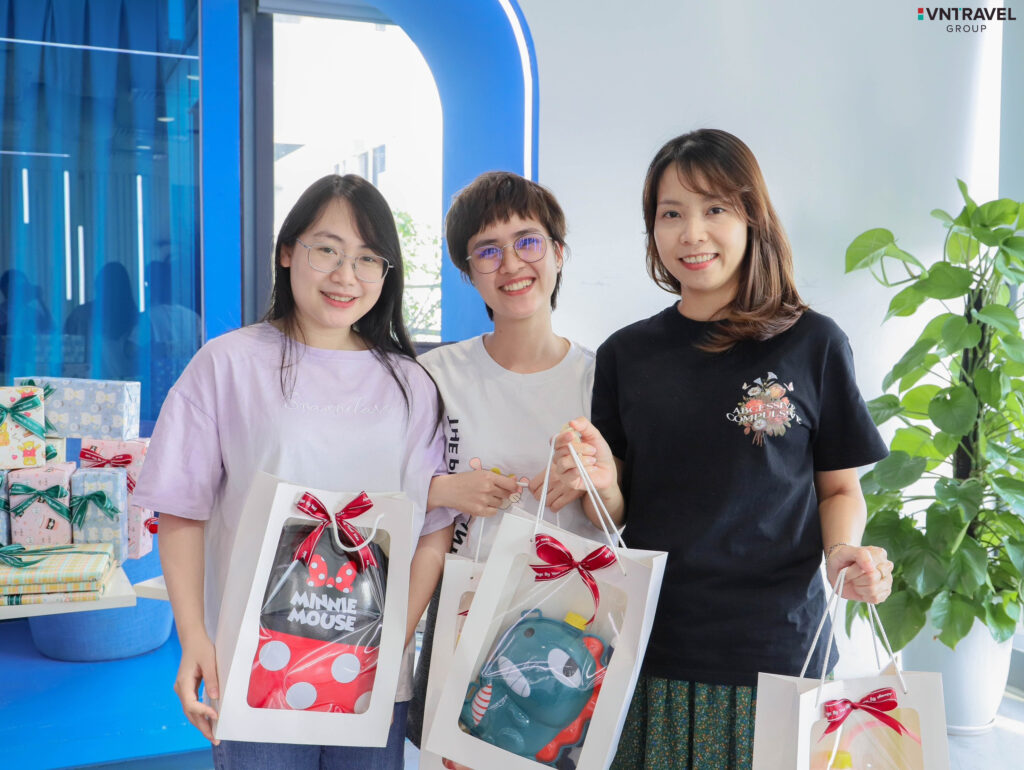 TẶNG QUÀ QUỐC TẾ THIẾU NHI 1/6 CHO CÁC THÀNH VIÊN NHÍ CỦA ĐẠI GIA ĐÌNH ...